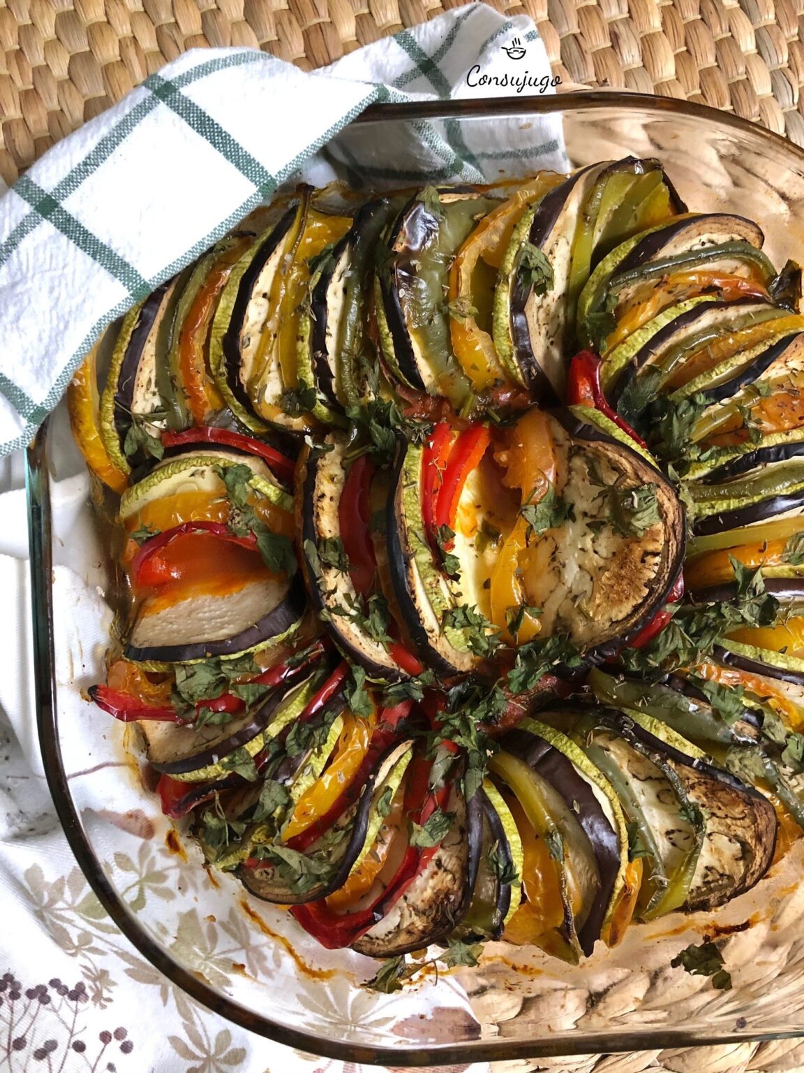 Ratatouille - receta francesa fácil y casera - Consujugo